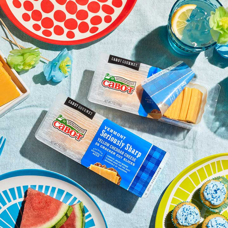 Cabot Seriously Sharp Yellow Cheddar Cracker Cuts-7 oz - EURO USA